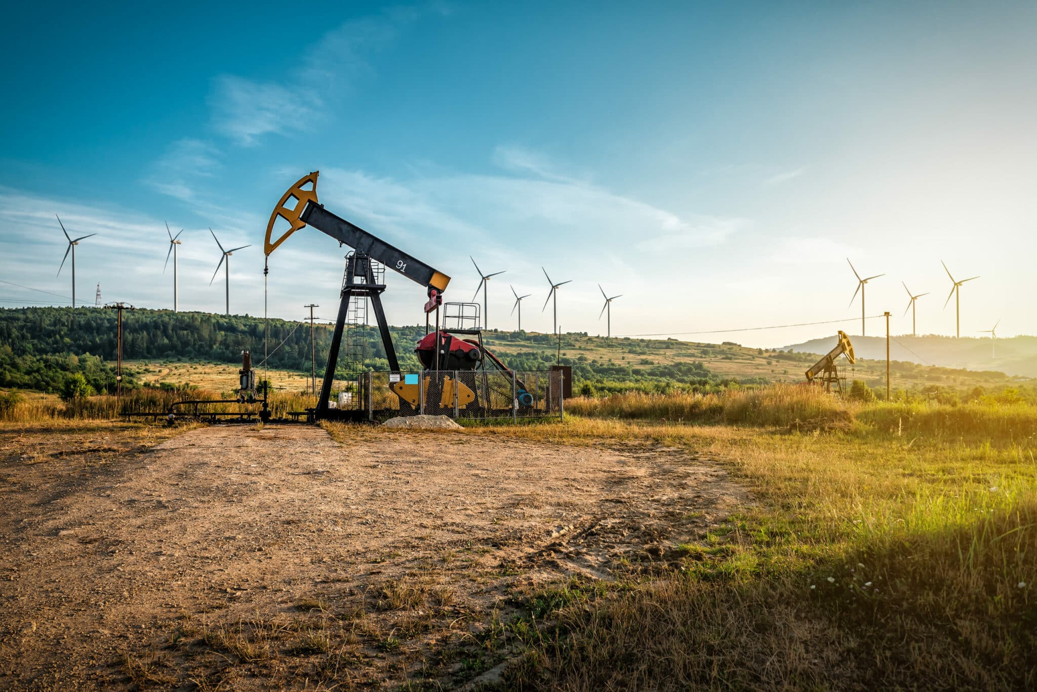 Low carbon energies still depend on fossil fuels, slowing the energy ...